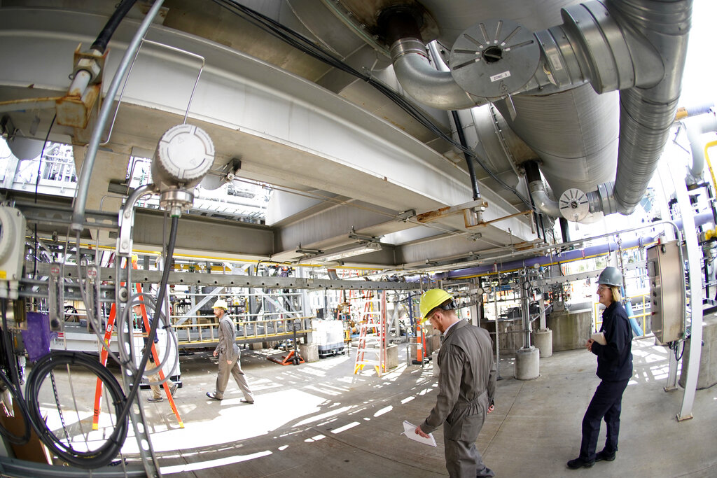 PHOTO GALLERY: Advanced recycling: Plastic crisis solution or ...